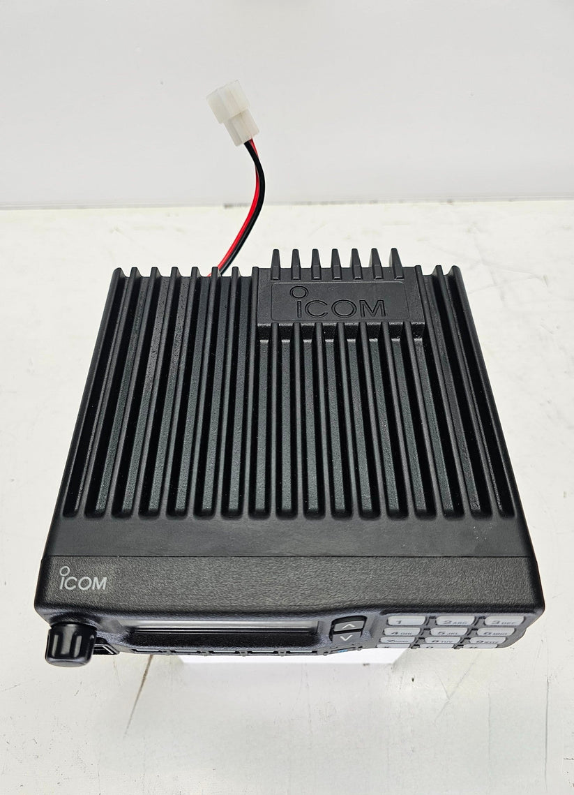 Icom IC-F2821 (25) UHF 45 Watts Field Programmable 400-470 MHz 256 ch ...