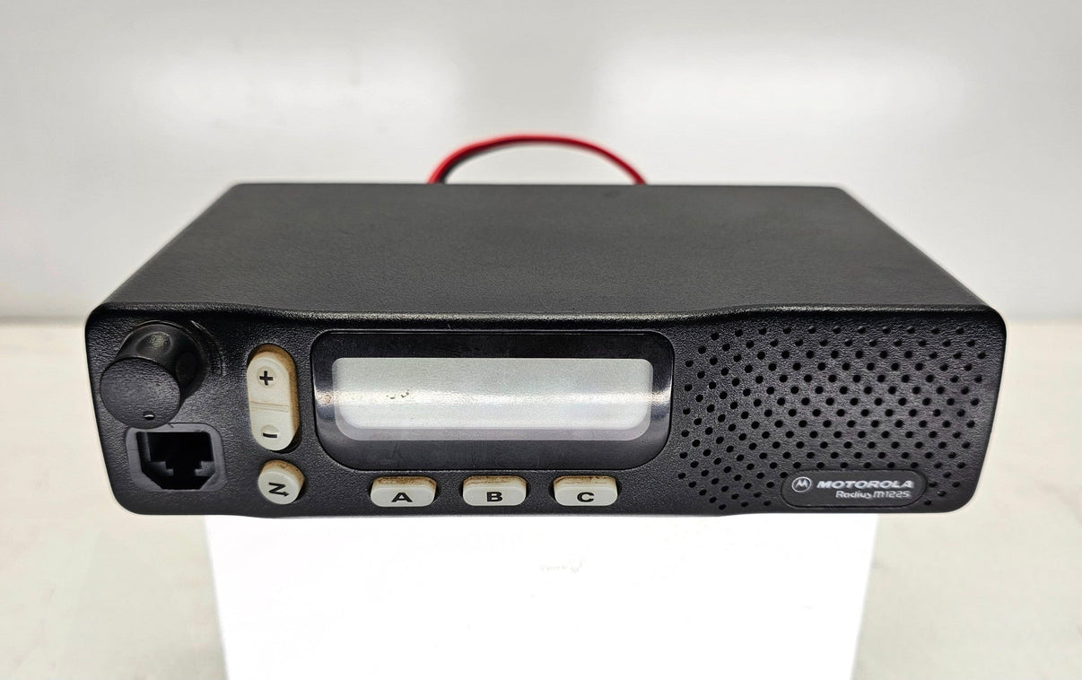 Motorola M1225 UHF 450-470 MHz 20 Channel 40 Watts (Complete Kit ...