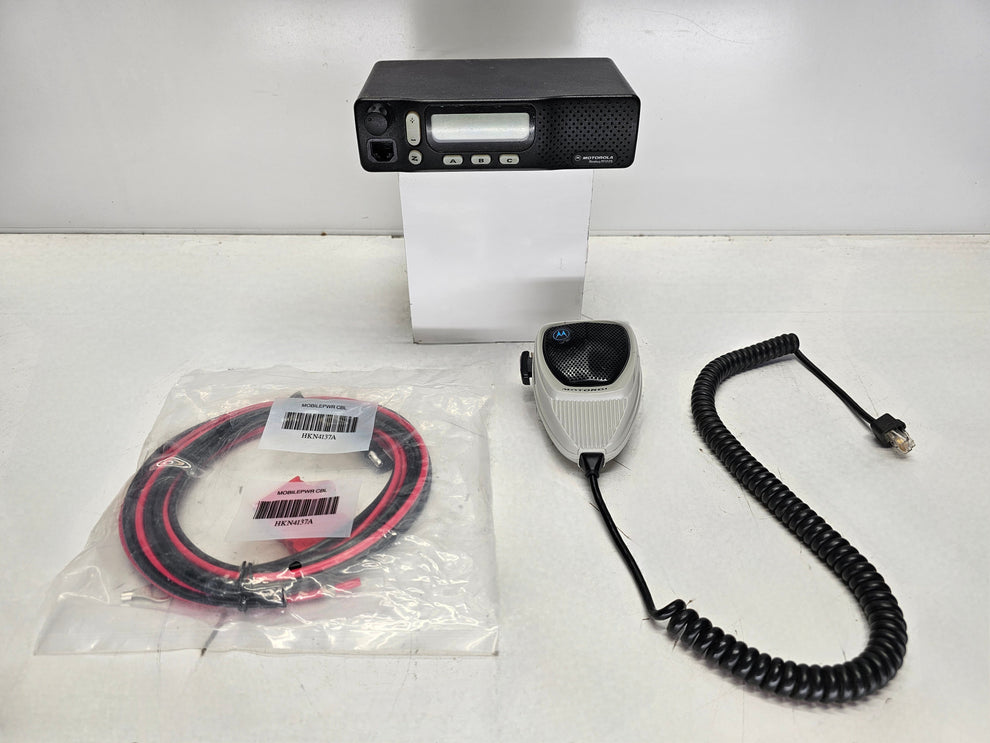 Motorola M1225 UHF 450-470 MHz 20 Channel 40 Watts (Complete Kit ...