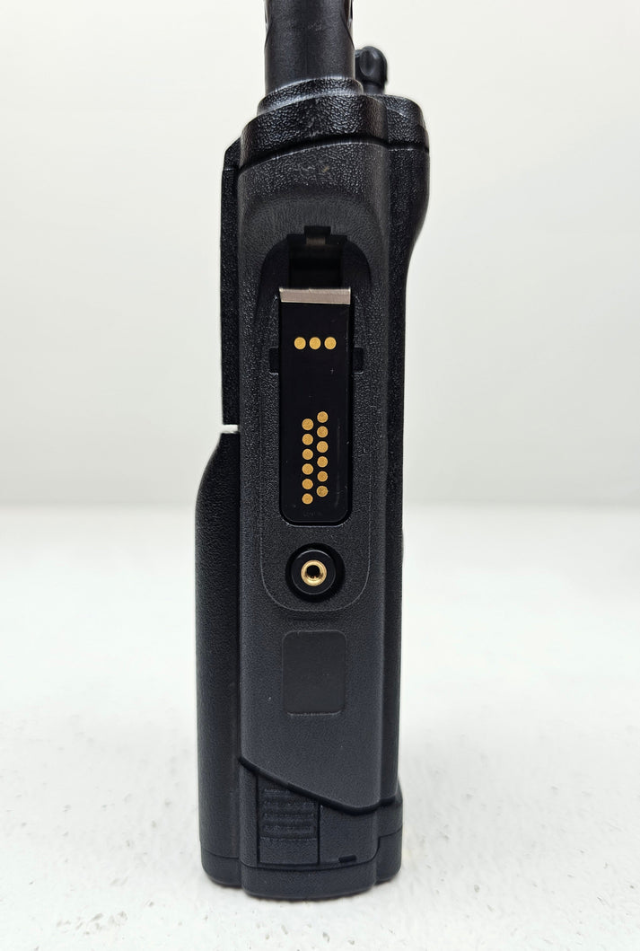 Motorola Portable APX6000 700/800 763-870 MHz 1000 Channel 3 Watt Mode ...