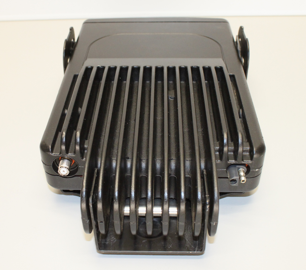 Motorola MCS2000 UHF Model 2 100 Watts 403-470 HAM – Used Radios